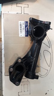 لوله هوزینگ آب ترموستات هیوندایی جنسیس اصلی فابریک جینیون پارت 25611 ...